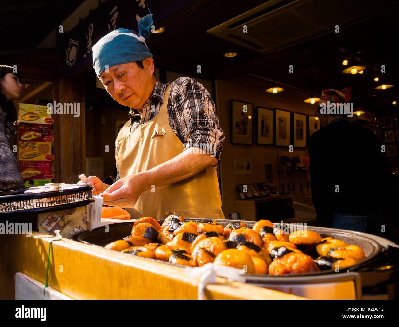 HAKONE, JAPAN - JULY 02, 2017: Unidentified Japanese man cooking food ...