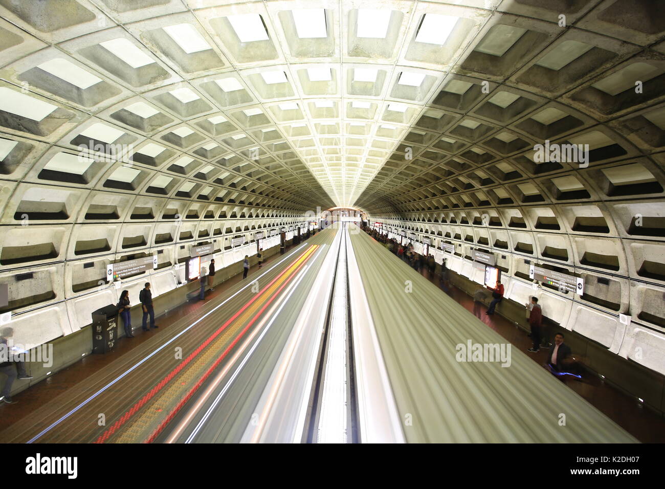 washington dc metro subway Stock Photo - Alamy