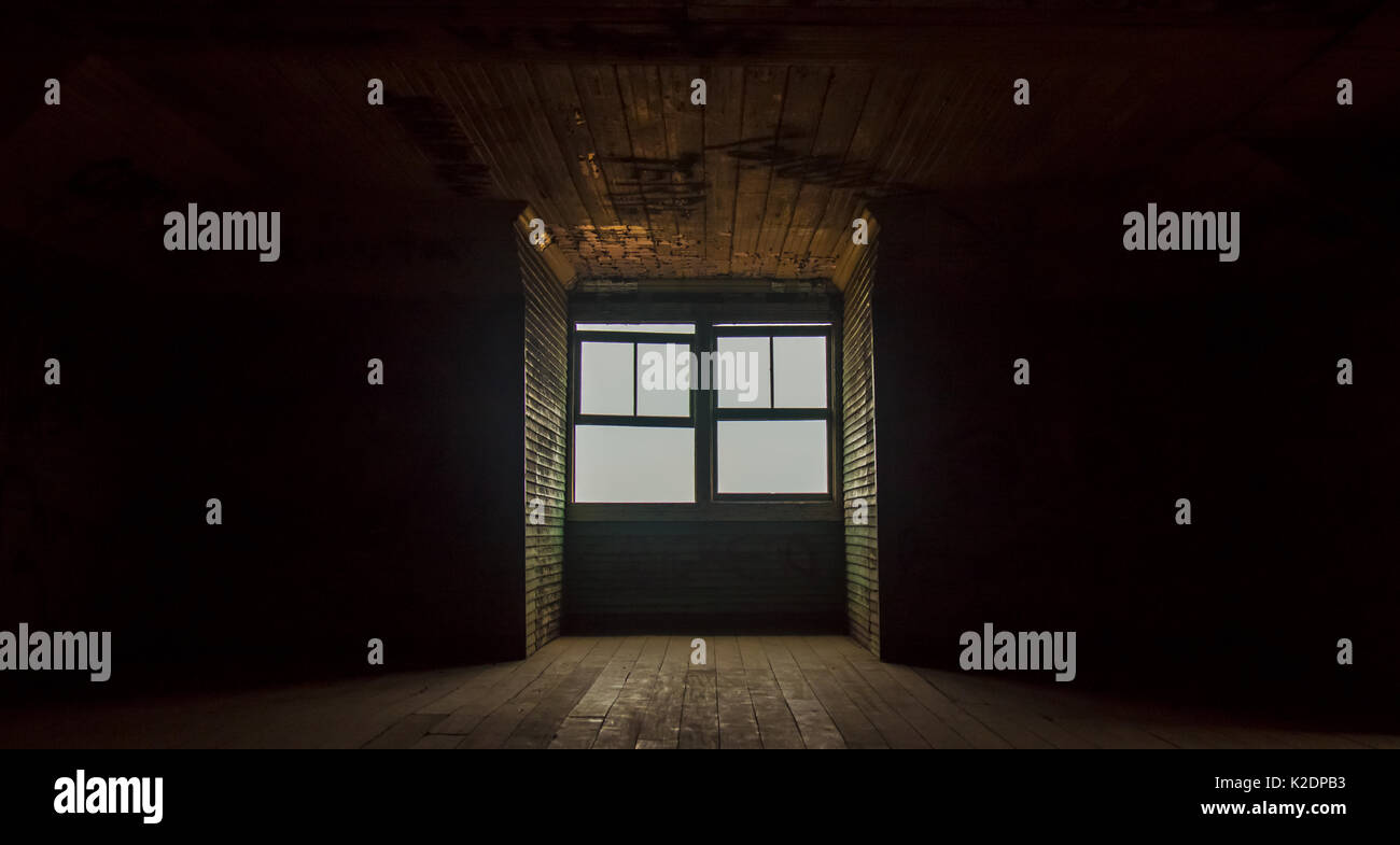 Haunted house inside hi-res stock photography and images - Alamy