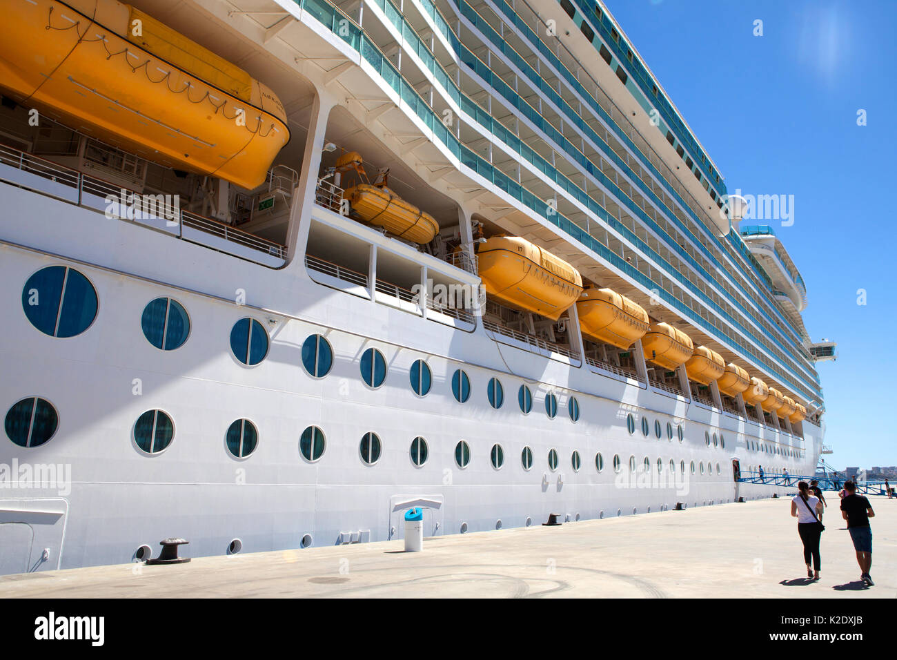 Voyager class cruise ship voyager class hi-res stock photography and ...