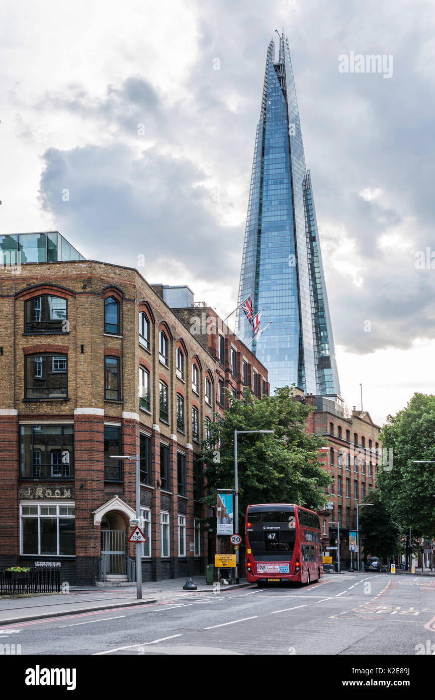 Skyscraper scene hi-res stock photography and images - Alamy