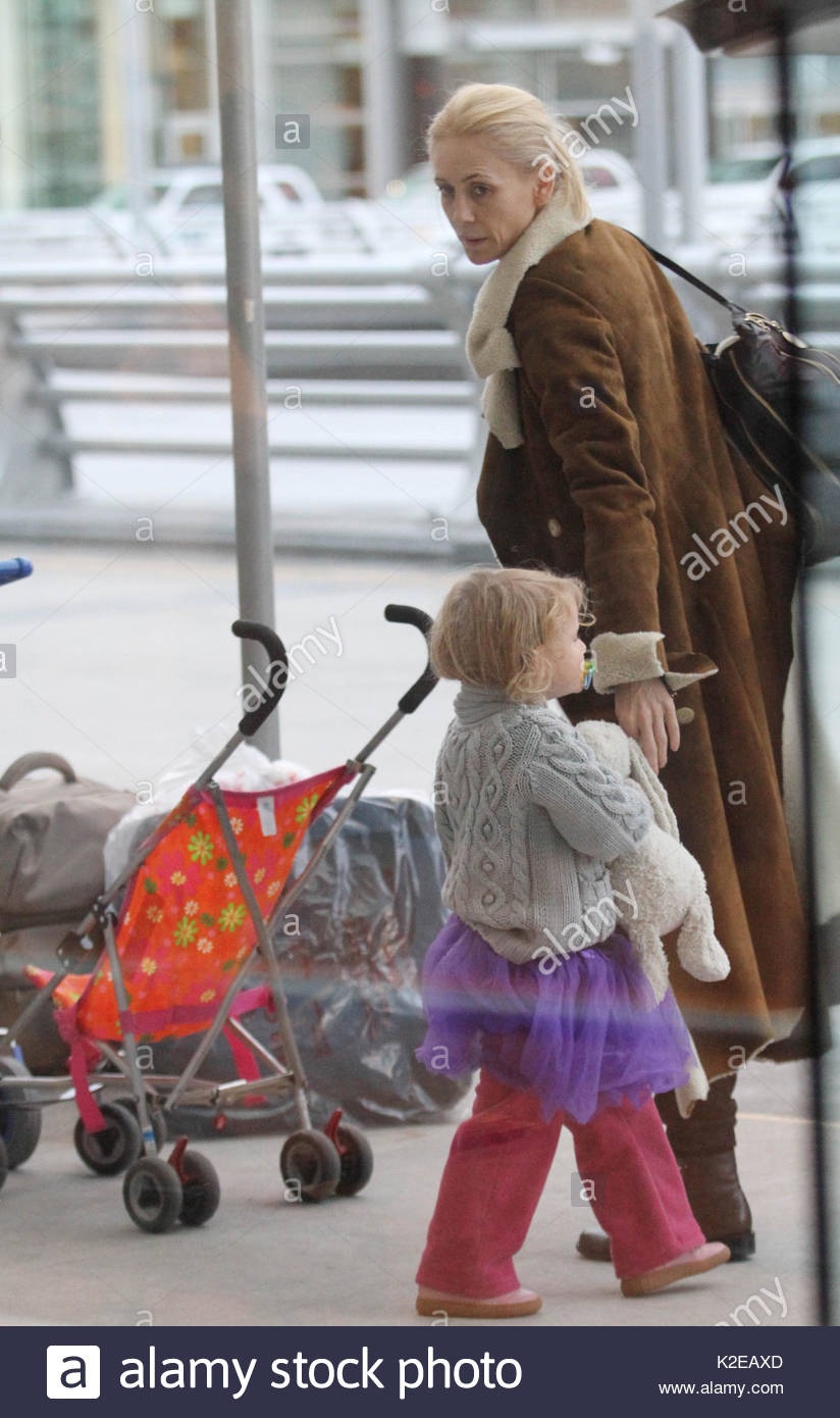 Kelly Rowan Stock Photos & Kelly Rowan Stock Images - Alamy