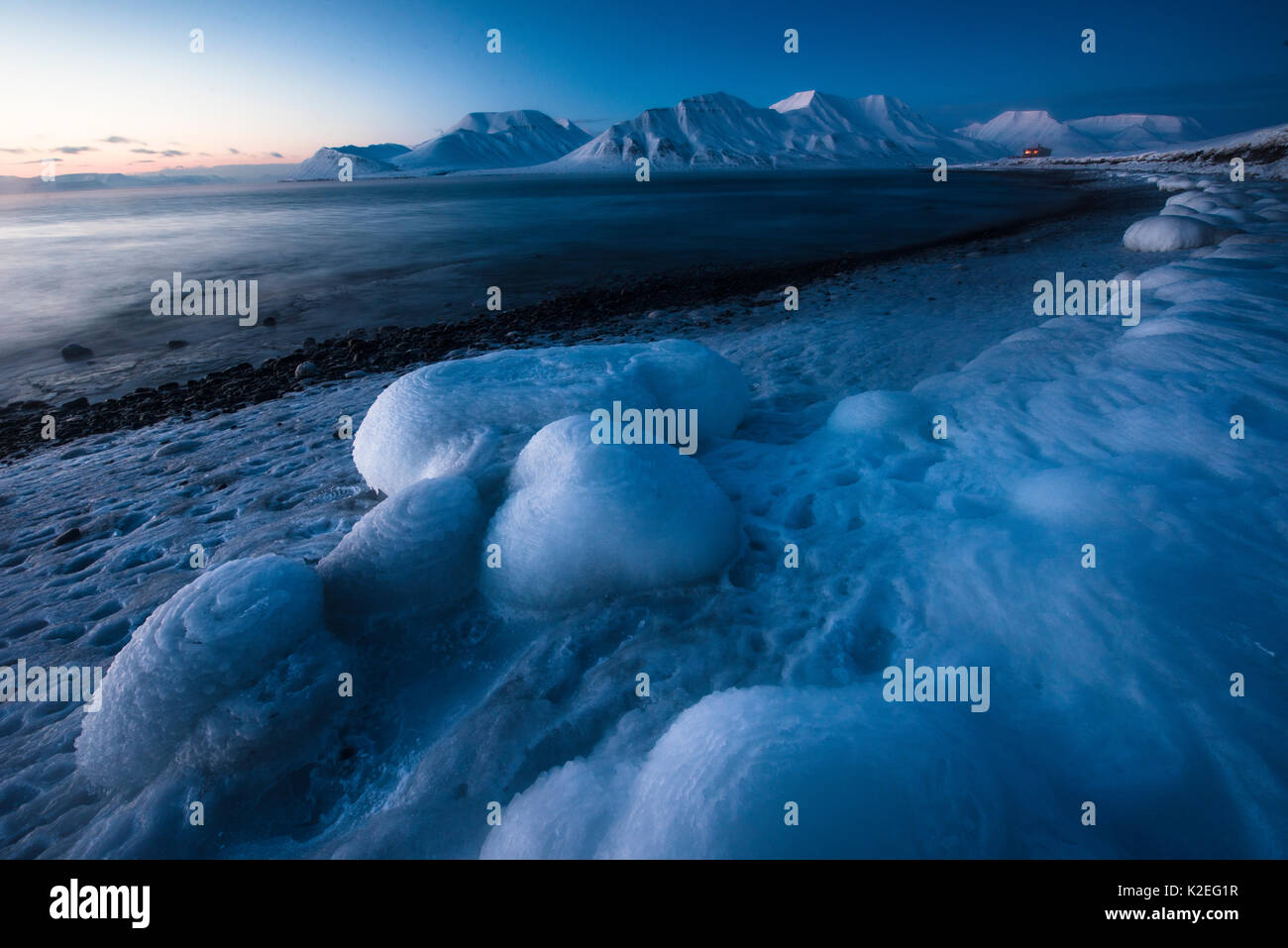 Svalbard polar night hi-res stock photography and images - Alamy