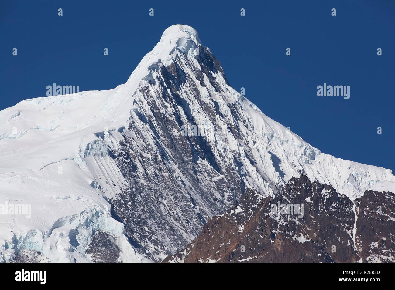 Peak of Kawakarpo Mountain, Meri Snow Mountain National Park, Yunnan ...