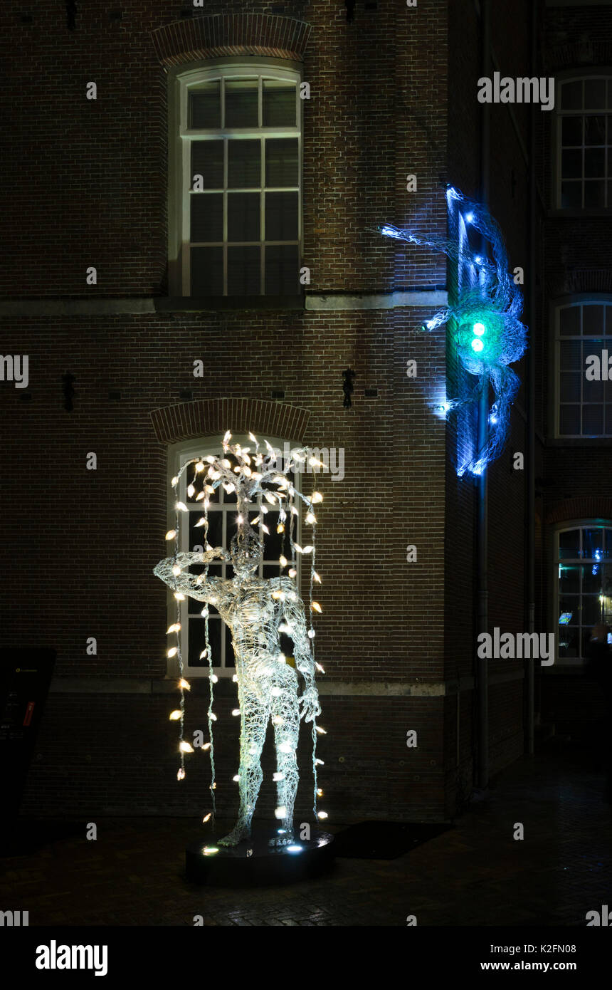 Light art objects hi-res stock photography and images - Alamy