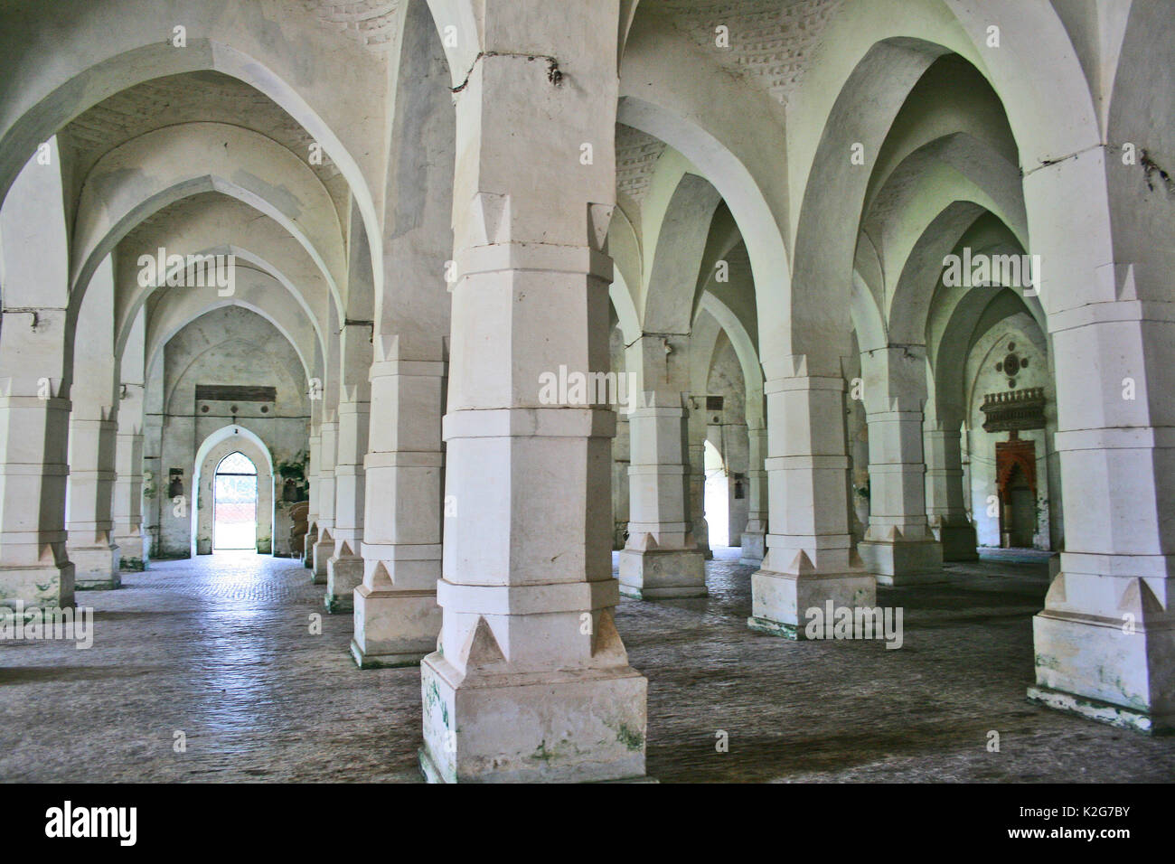 sat gambuj mosque (60 dommed mosque) is a phenomenon muslim ...