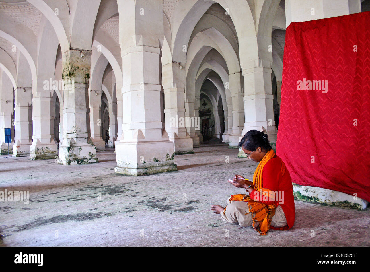 sat gambuj mosque (60 dommed mosque) is a phenomenon muslim ...