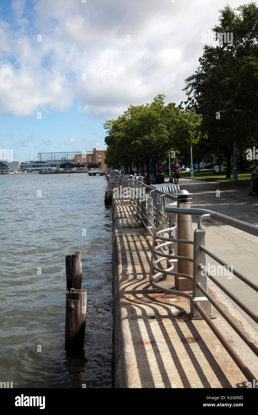 Along Hudson River Promenade - New York - USA Stock Photo - Alamy