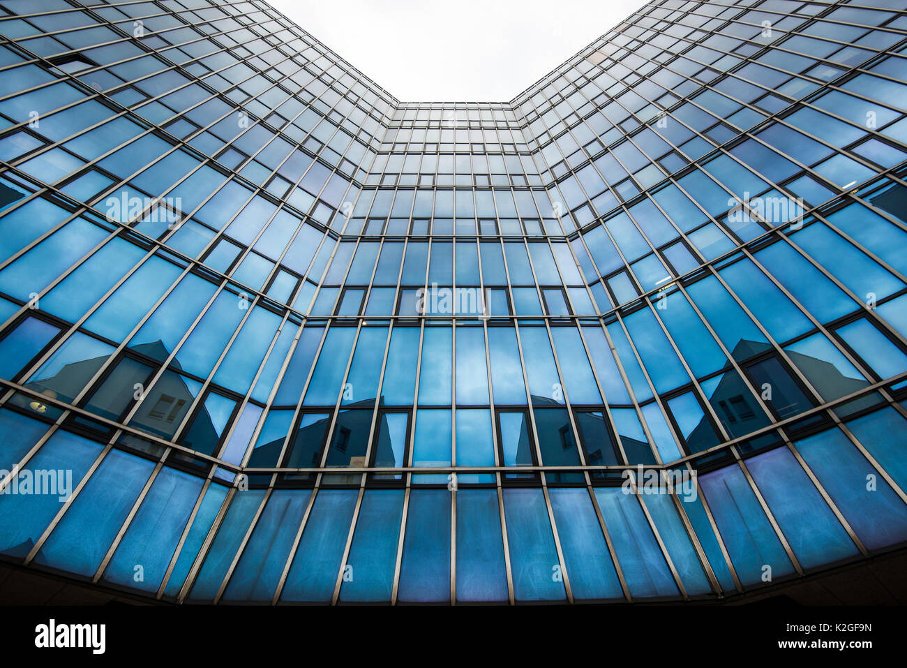 Office buildings in Paris Stock Photo - Alamy