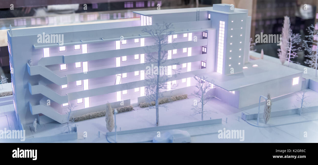 Isokon building hi-res stock photography and images - Alamy