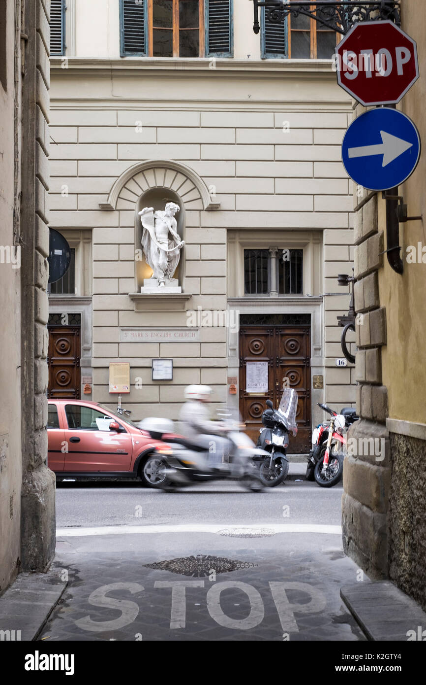 Tuscan Street Scene High Resolution Stock Photography and Images - Alamy