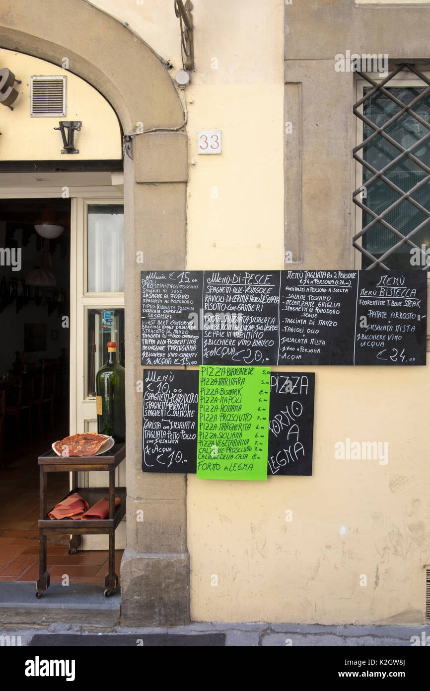 Menus outside hi-res stock photography and images - Alamy