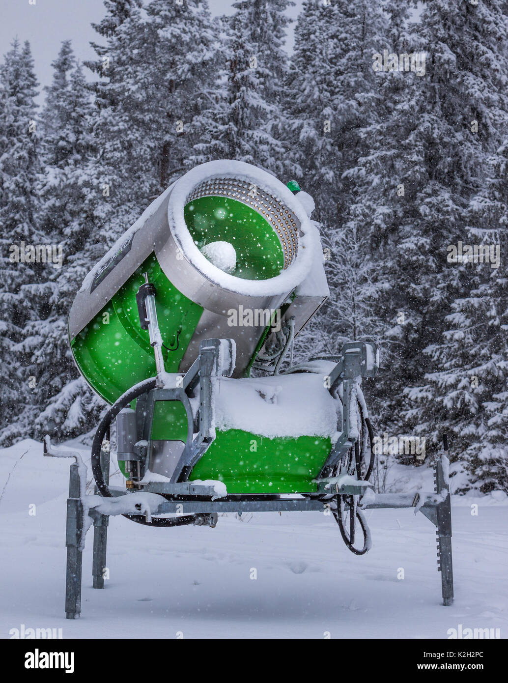 Snowmachine hi-res stock photography and images - Alamy