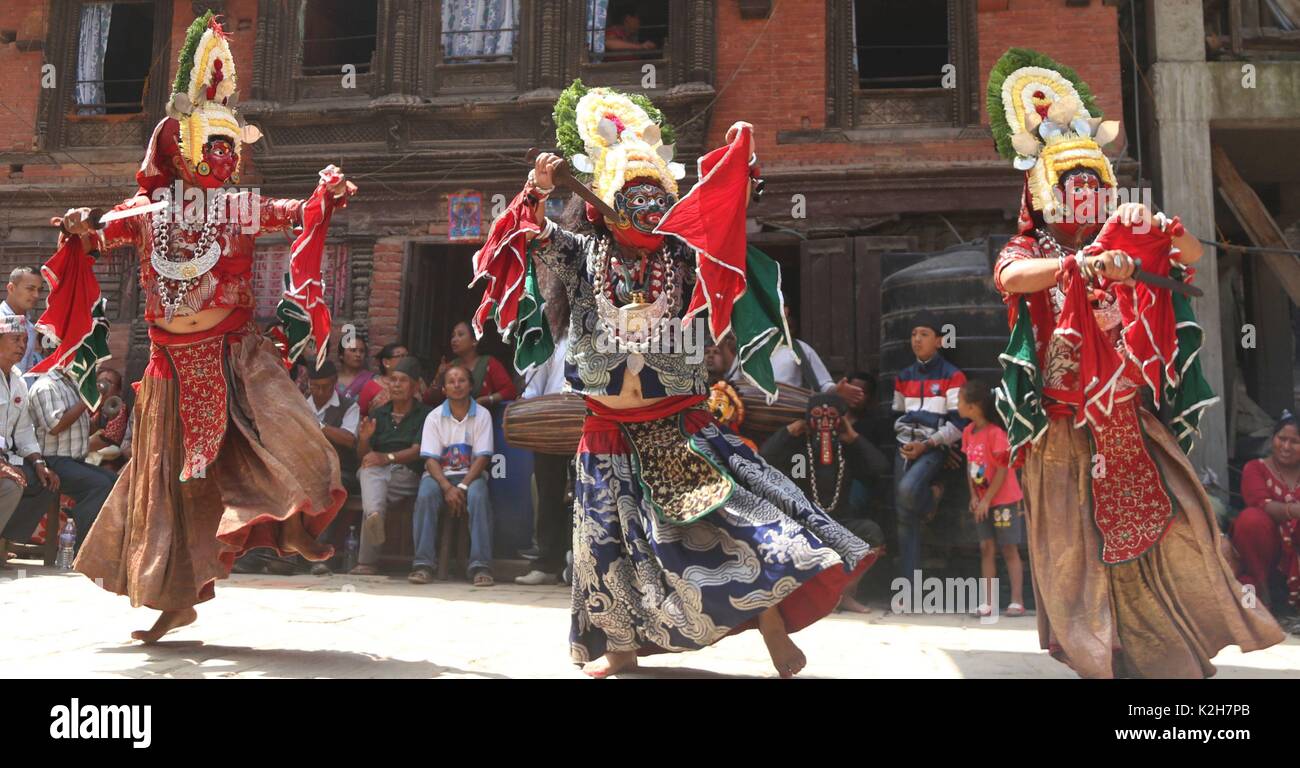 Kathmandu, Nepal. 30th Aug, 2017. Traditional Nepalese masked dancers ...