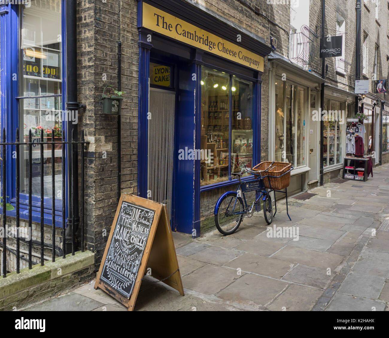 CAMBRIDGE, UK - AUGUST 11, 2017: The Cambridge Cheese Company Shop ...