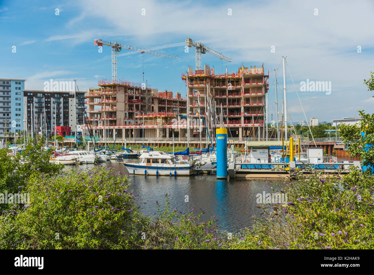 The new Bayscape development in Cardiff Bay PHILLIP ROBERTS Stock Photo ...