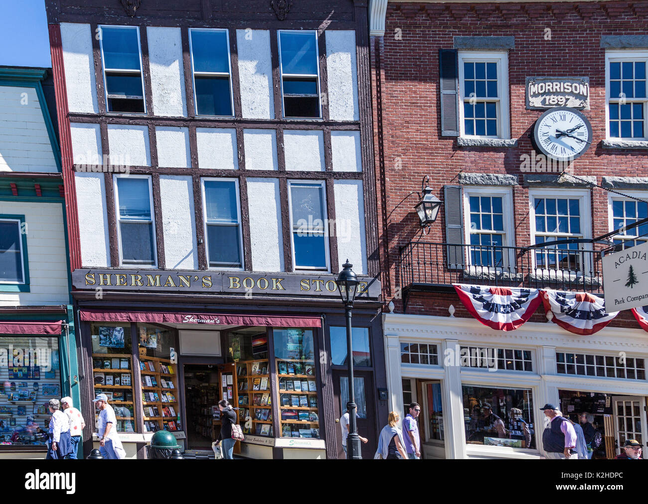 Harbor book store hi-res stock photography and images - Alamy