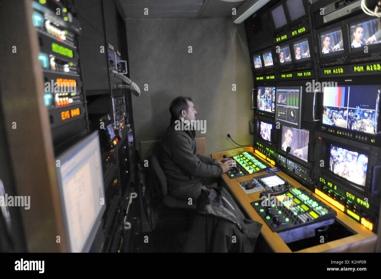Broadcast television control room hi-res stock photography and images ...