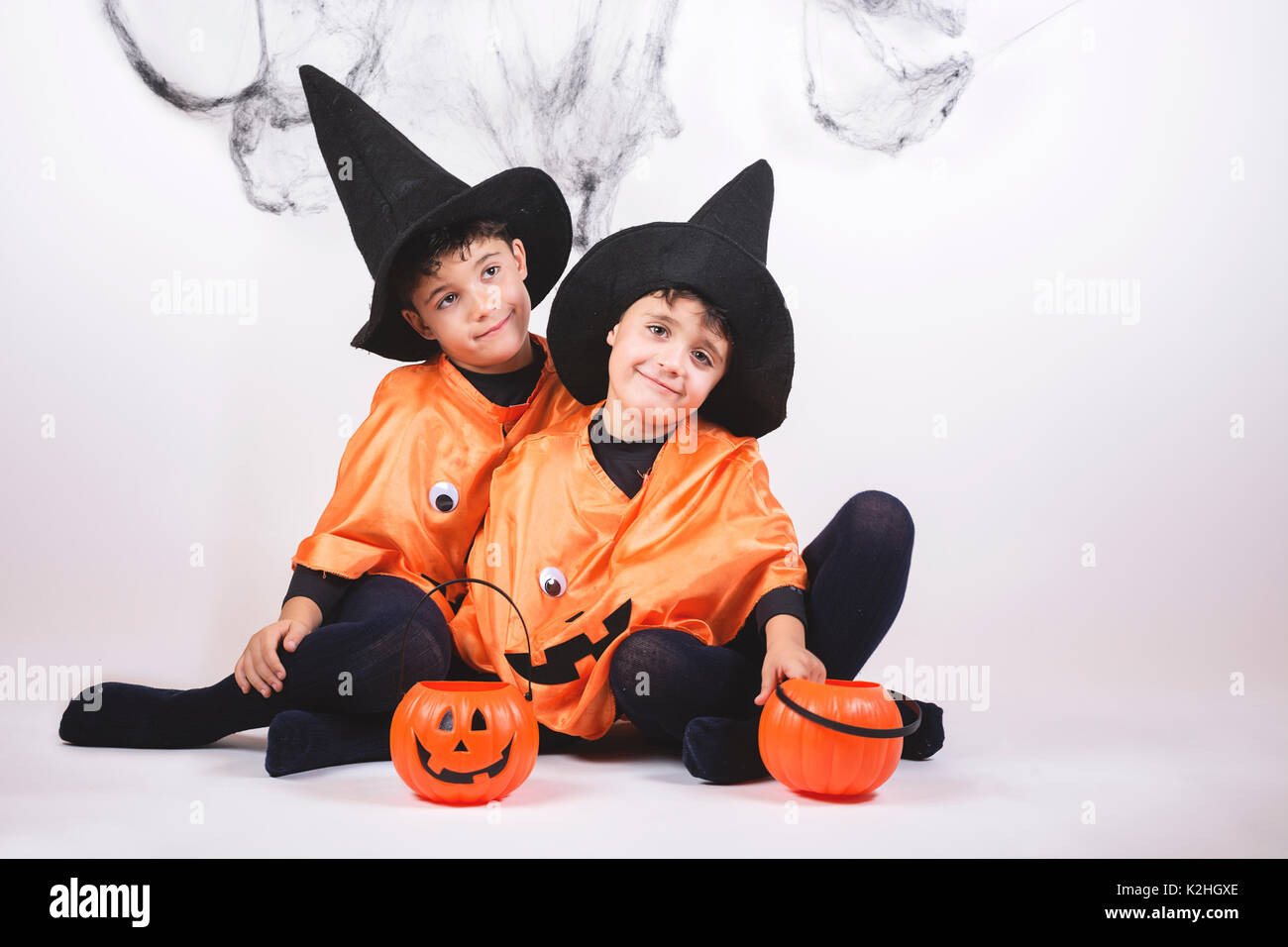 Happy children at halloween Stock Photo - Alamy
