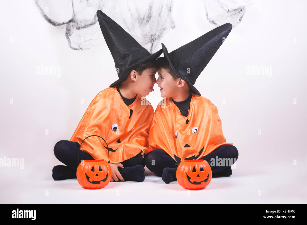 Happy children at halloween Stock Photo - Alamy