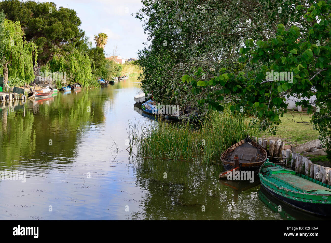 Valencian boats hi-res stock photography and images - Alamy