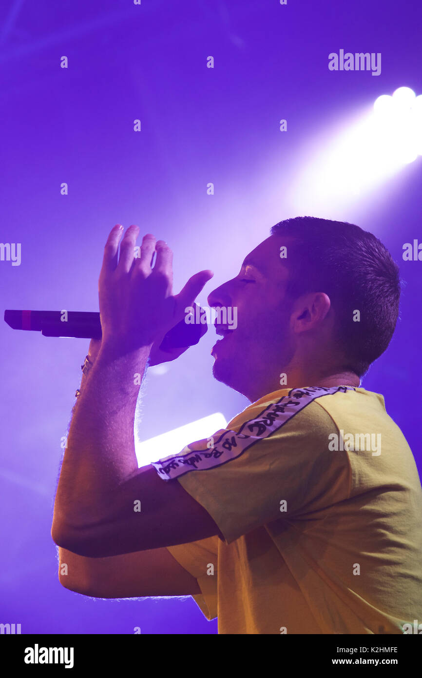 Singer Example High Resolution Stock Photography and Images - Alamy