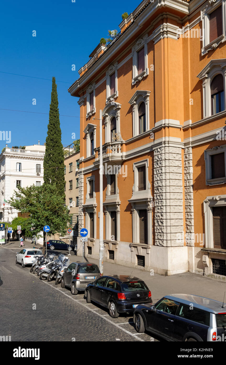 Residential building in rome hi-res stock photography and images - Alamy