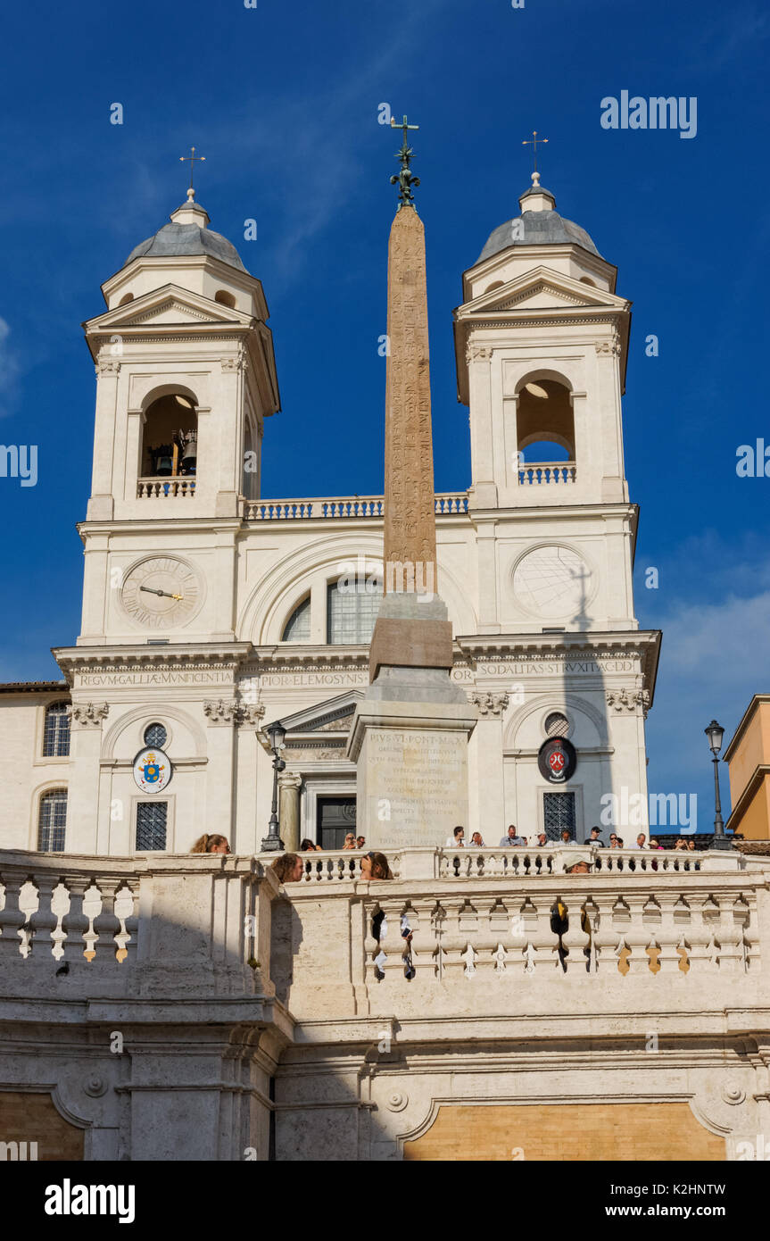The church of the Santissima Trinità dei Monti and Sallustiano Obelisk ...