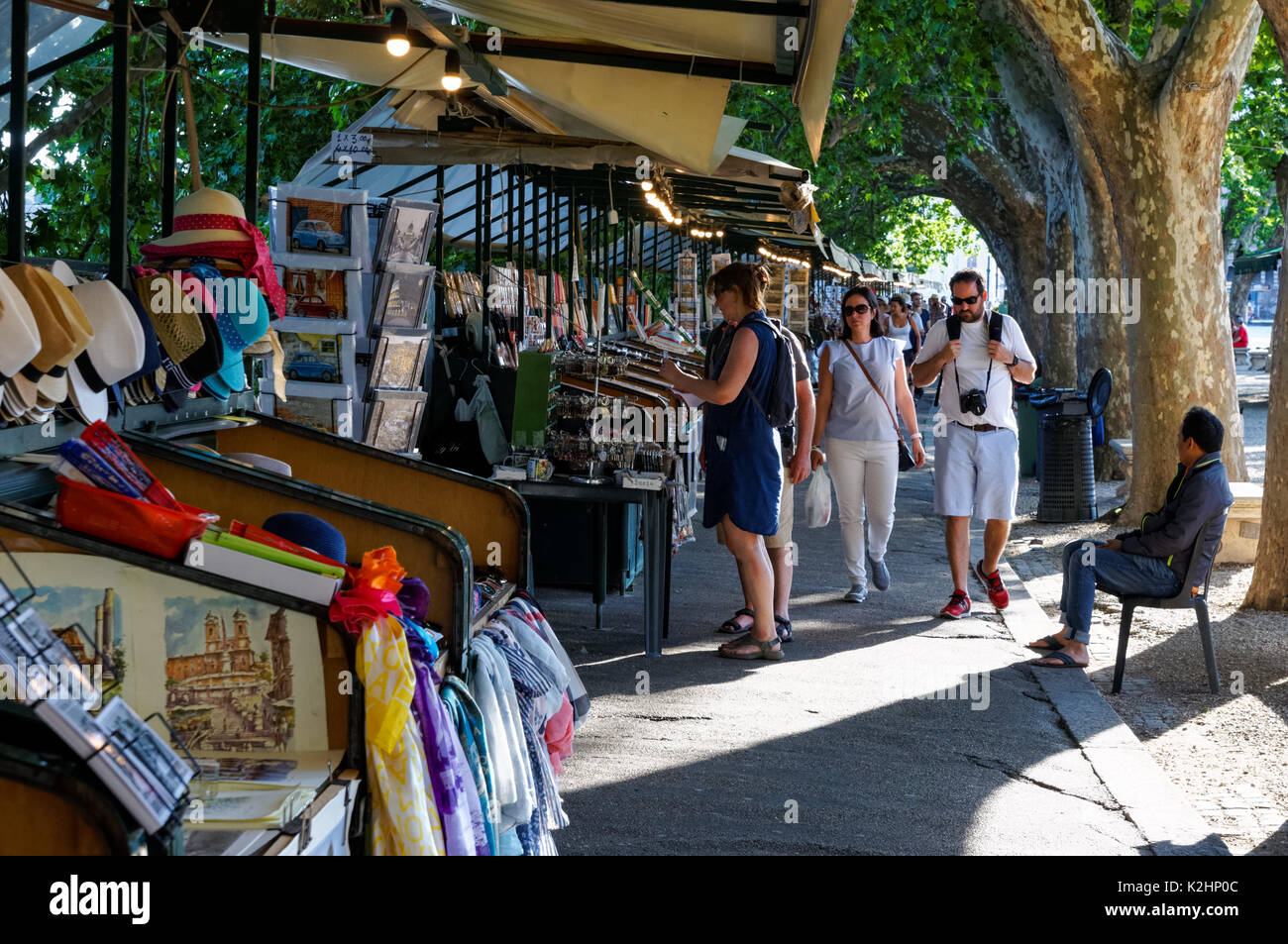 Roman market stalls hi-res stock photography and images - Alamy