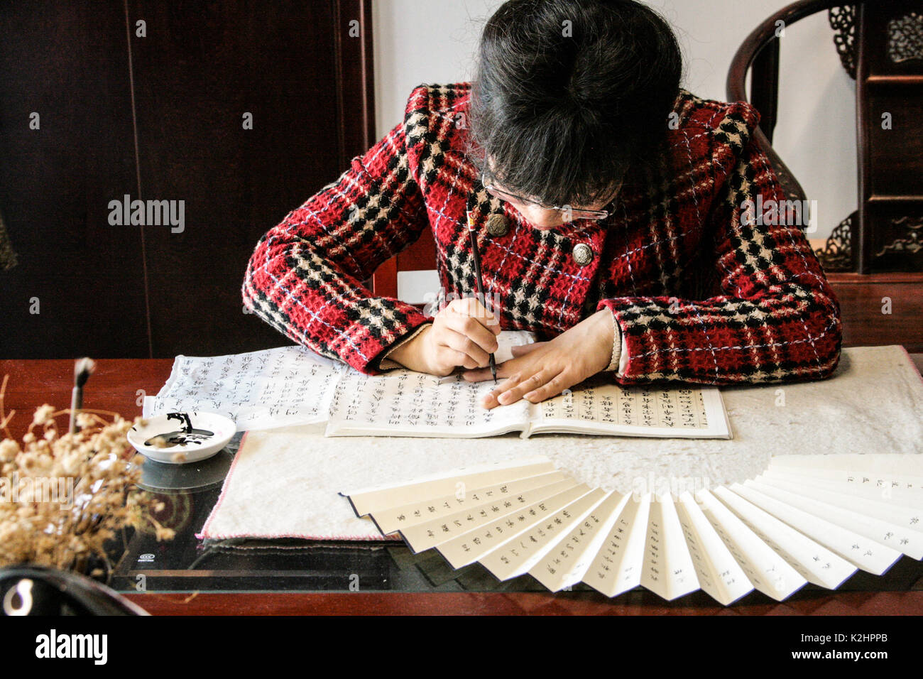 Mrs peacock hi-res stock photography and images - Alamy