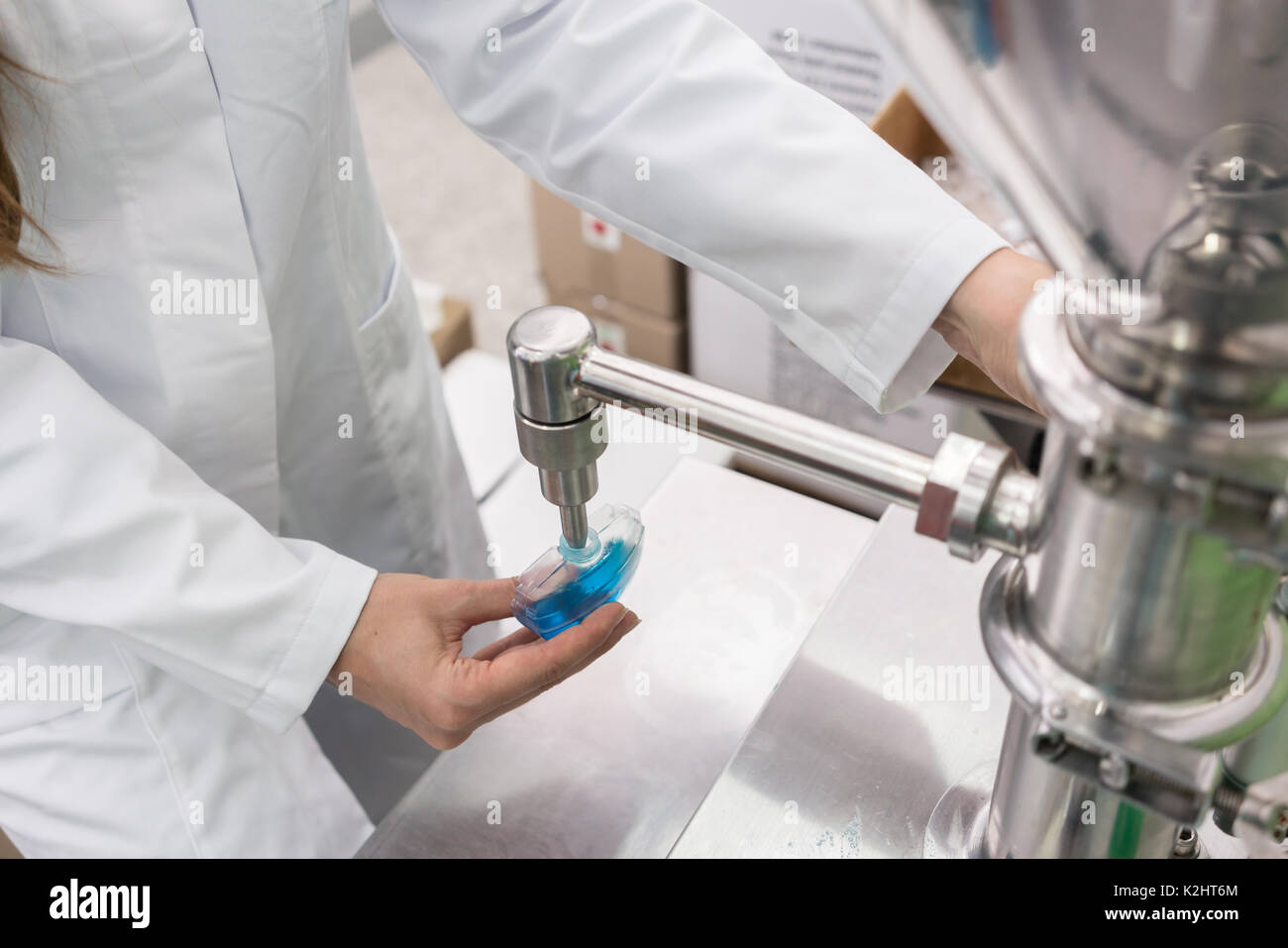 Quality control laboratory hi-res stock photography and images - Alamy