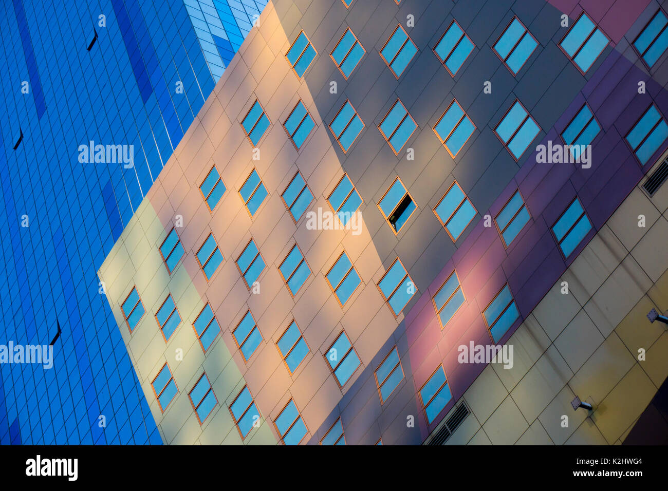 Diagonal pattern of windows hi-res stock photography and images - Alamy