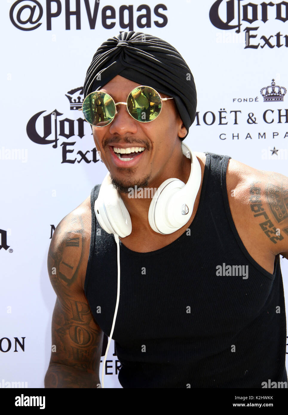 Nick Cannon hosts and DJs at the worlds wildest pool party at Planet ...