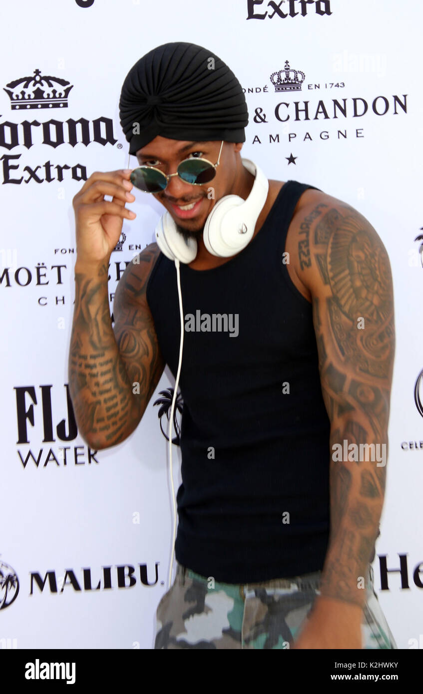 Nick Cannon hosts and DJs at the worlds wildest pool party at Planet ...