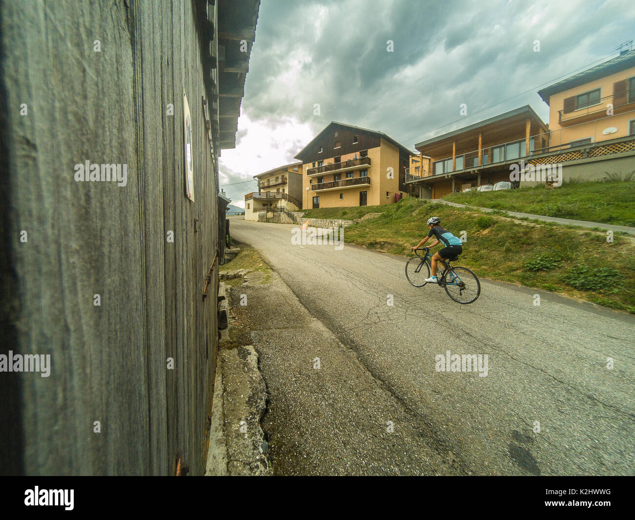 Cycling alps hi-res stock photography and images - Alamy