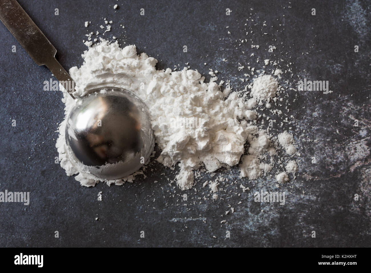 Baking powder cornstarch hi-res stock photography and images - Alamy
