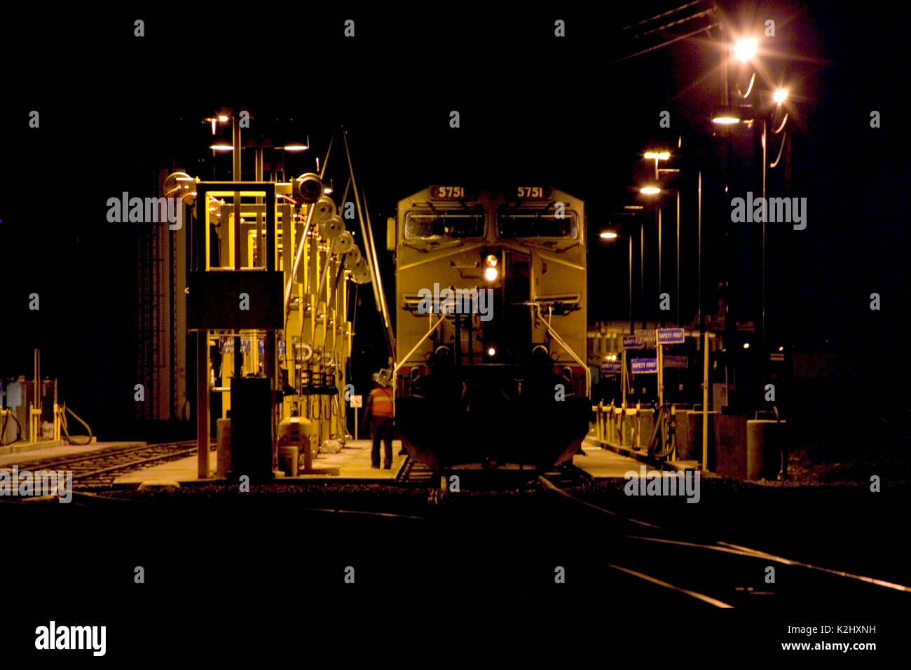 Diesel locomotive maintenance facility hi-res stock photography and ...