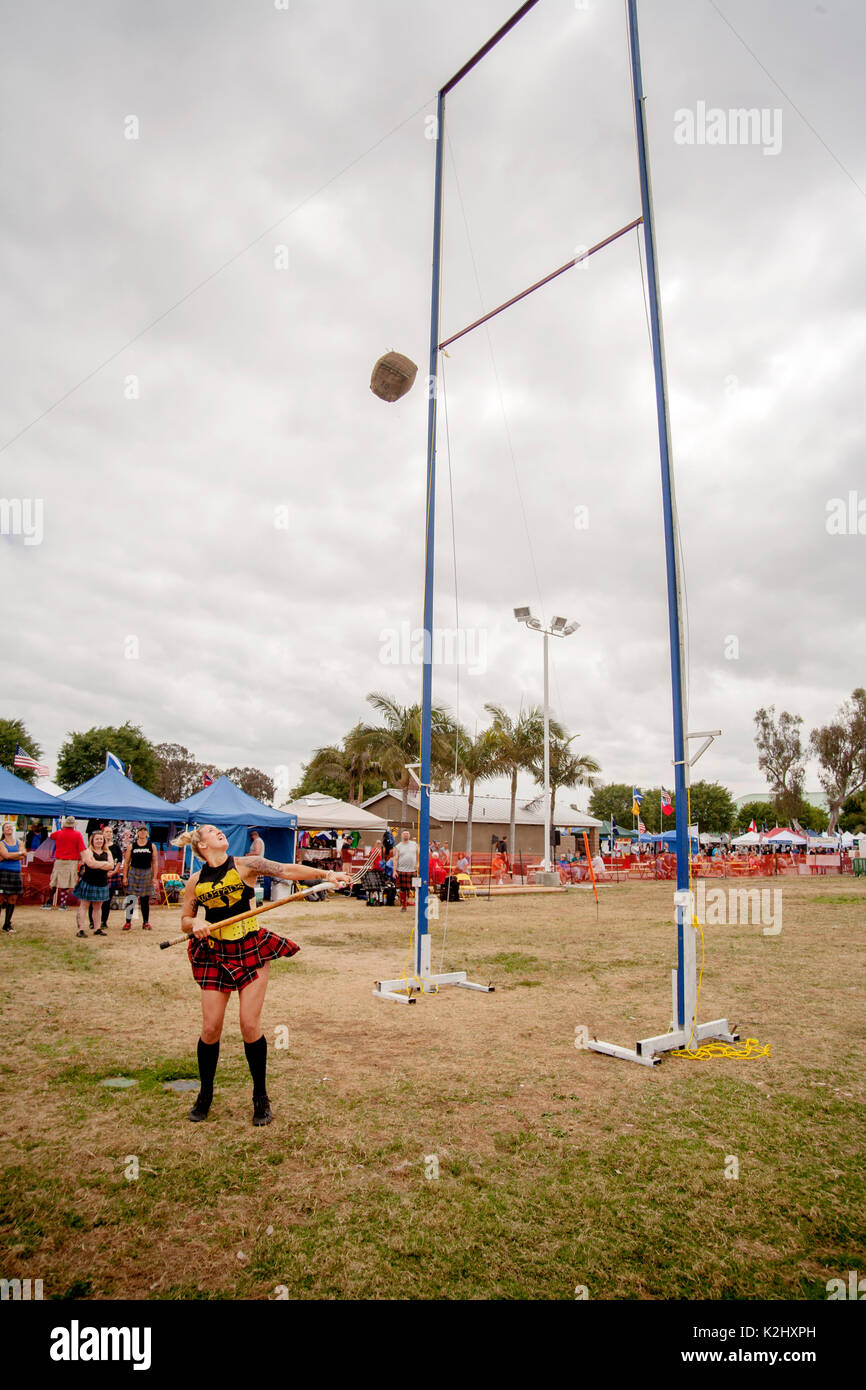 Tossing the sheaf hi-res stock photography and images - Alamy