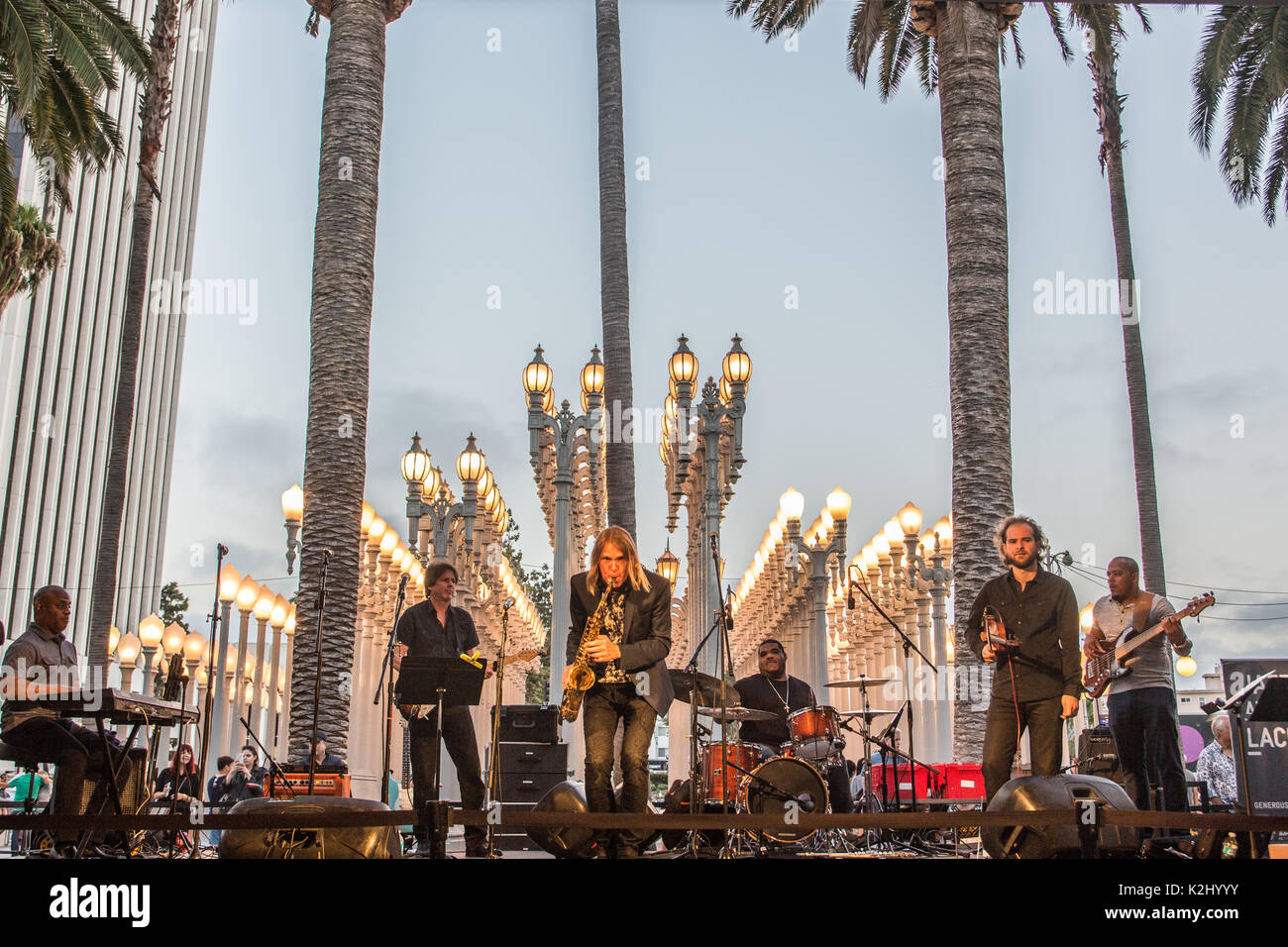 Lacma concert hi-res stock photography and images - Alamy