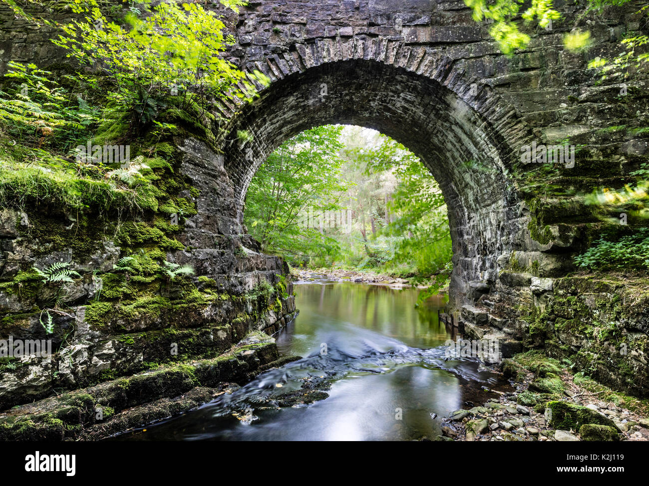 Bridge Arch, Hudeshope Beck, Middleton-in-Teesdale, County Durham UK ...