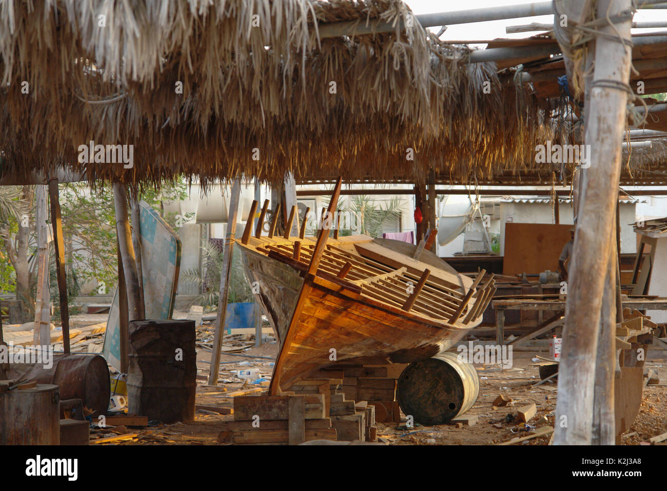 Traditional boatyard building wooden boats hi-res stock photography and ...