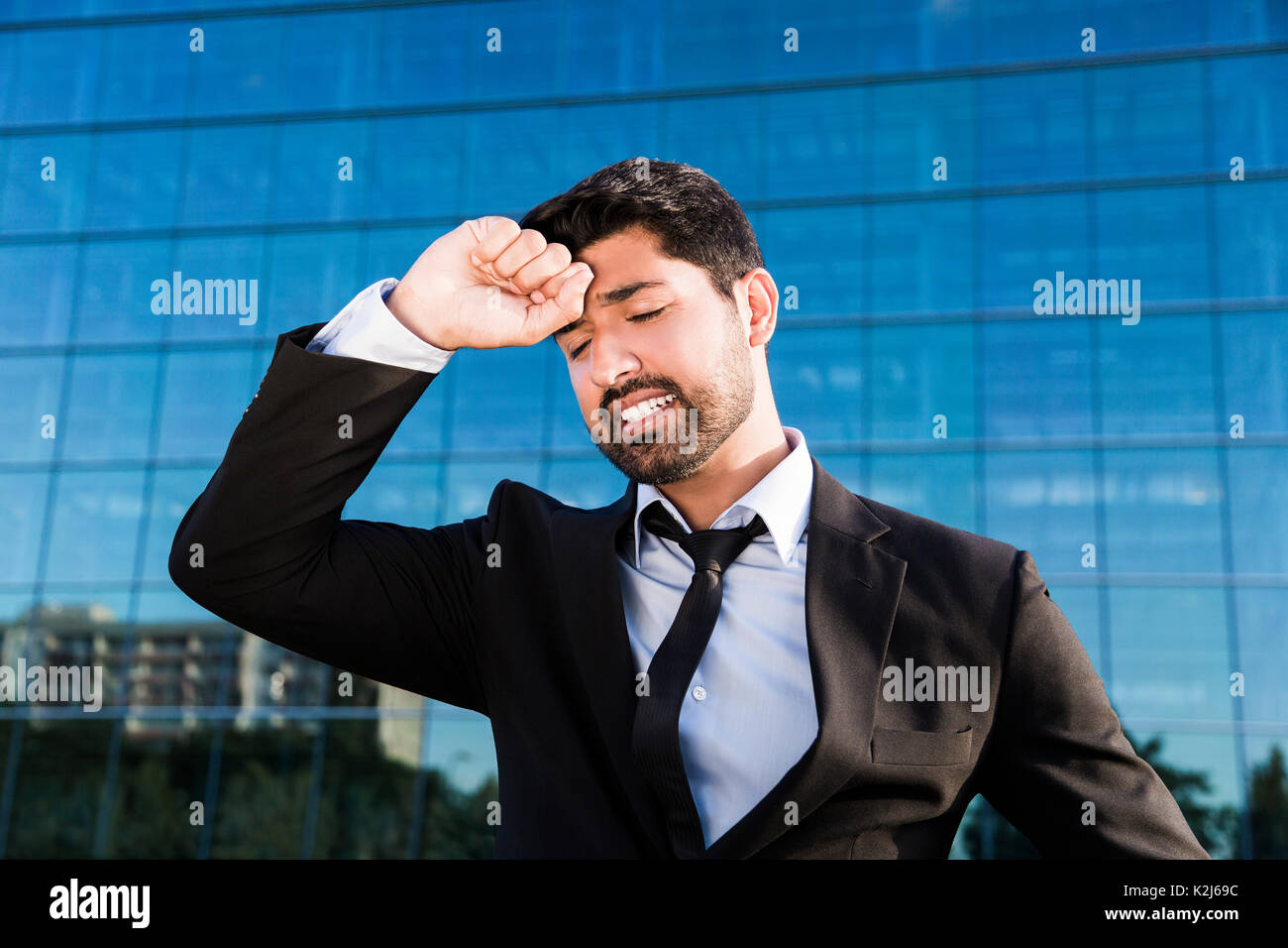 Angry arabic man standing hi-res stock photography and images - Alamy