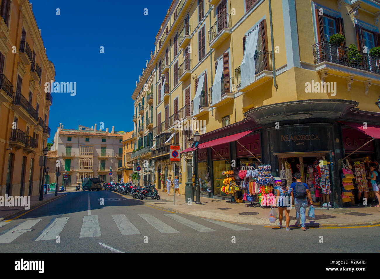 Palma mallorca spain walking streets hi-res stock photography and ...