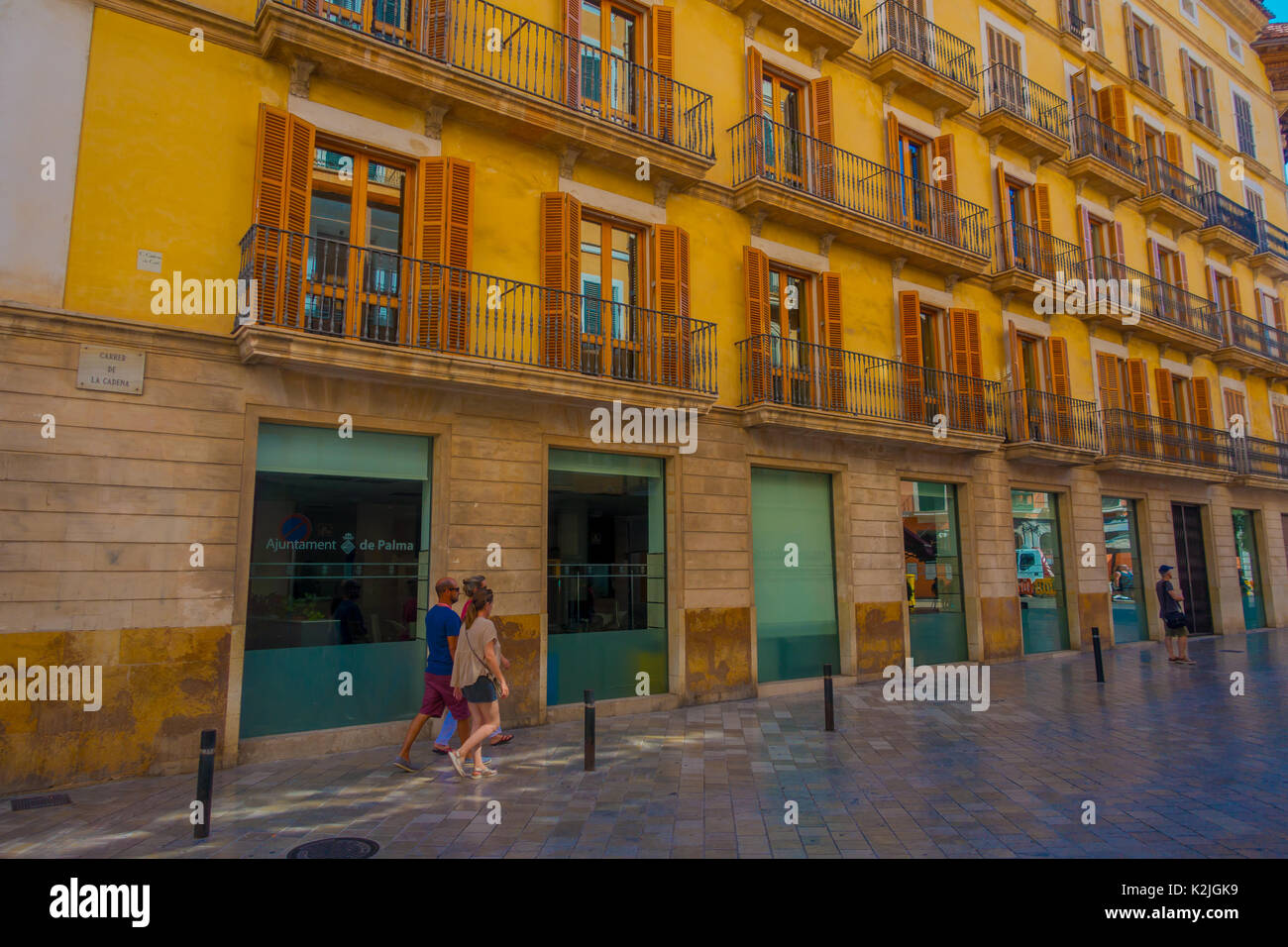 Palma mallorca spain walking streets hi-res stock photography and ...