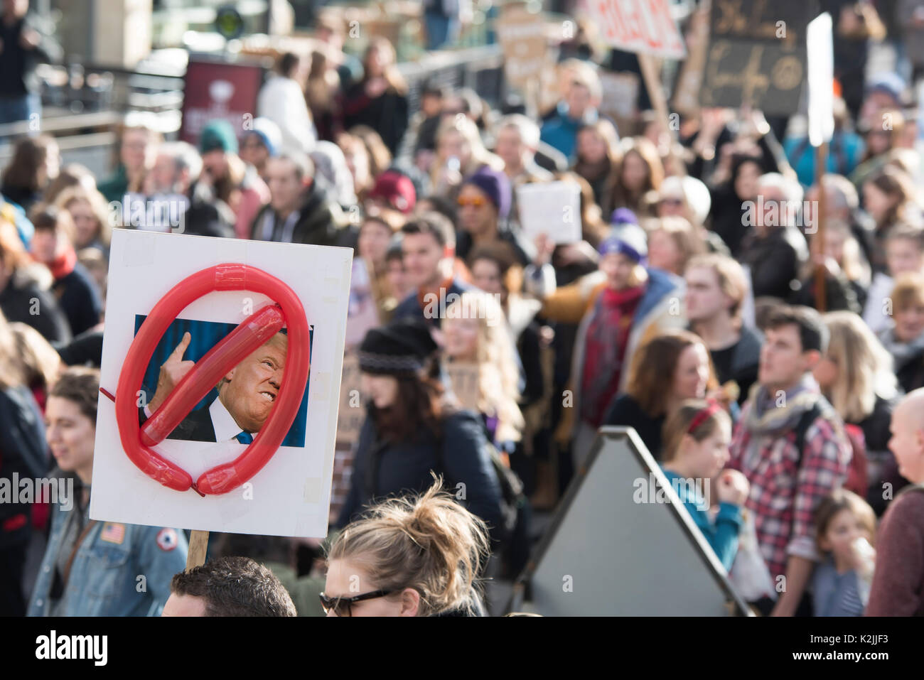 Politics banner protesting hi-res stock photography and images - Alamy