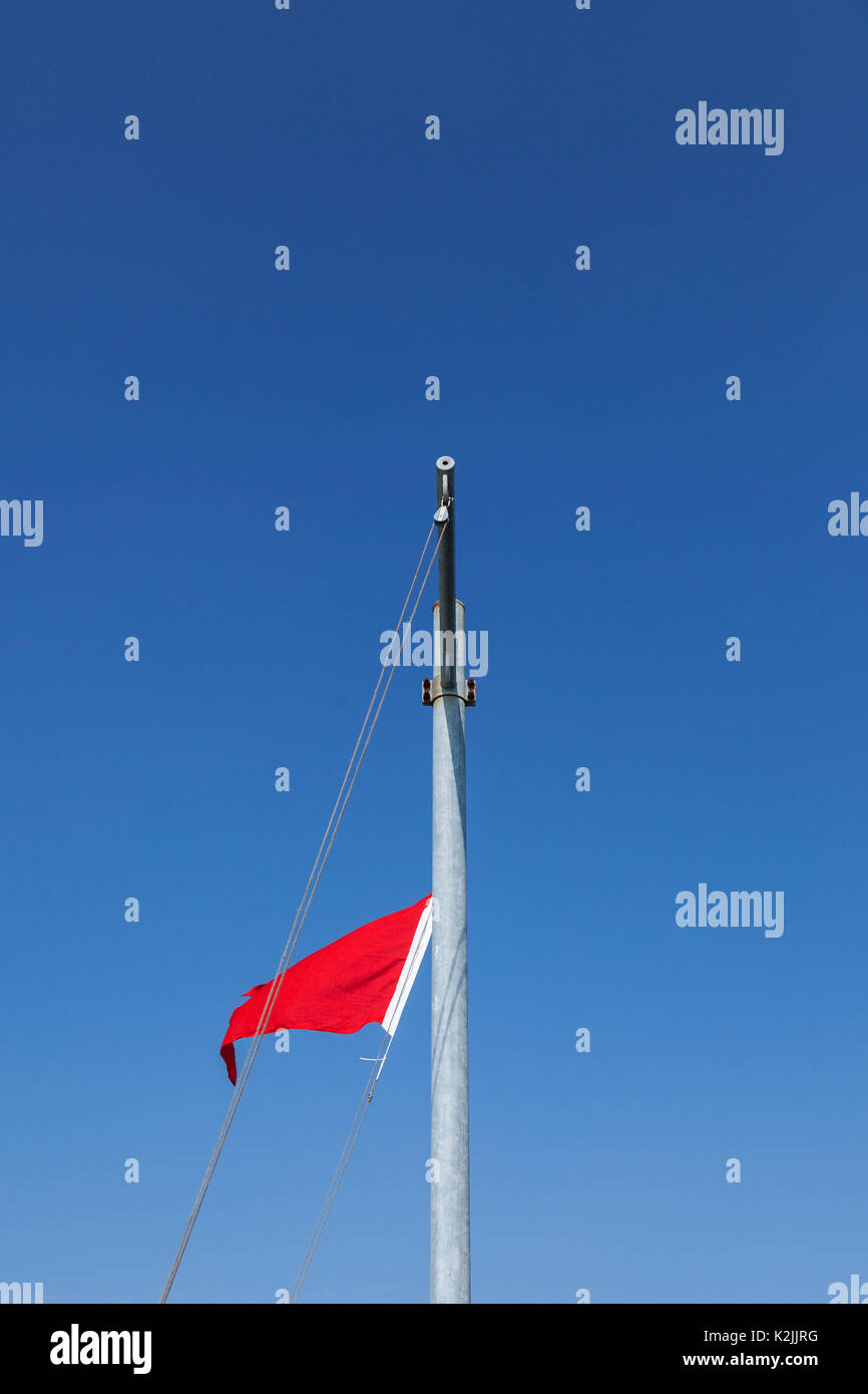 Red Flag Advising Barges that 54th Annual Barge Match 5 minutes to ...