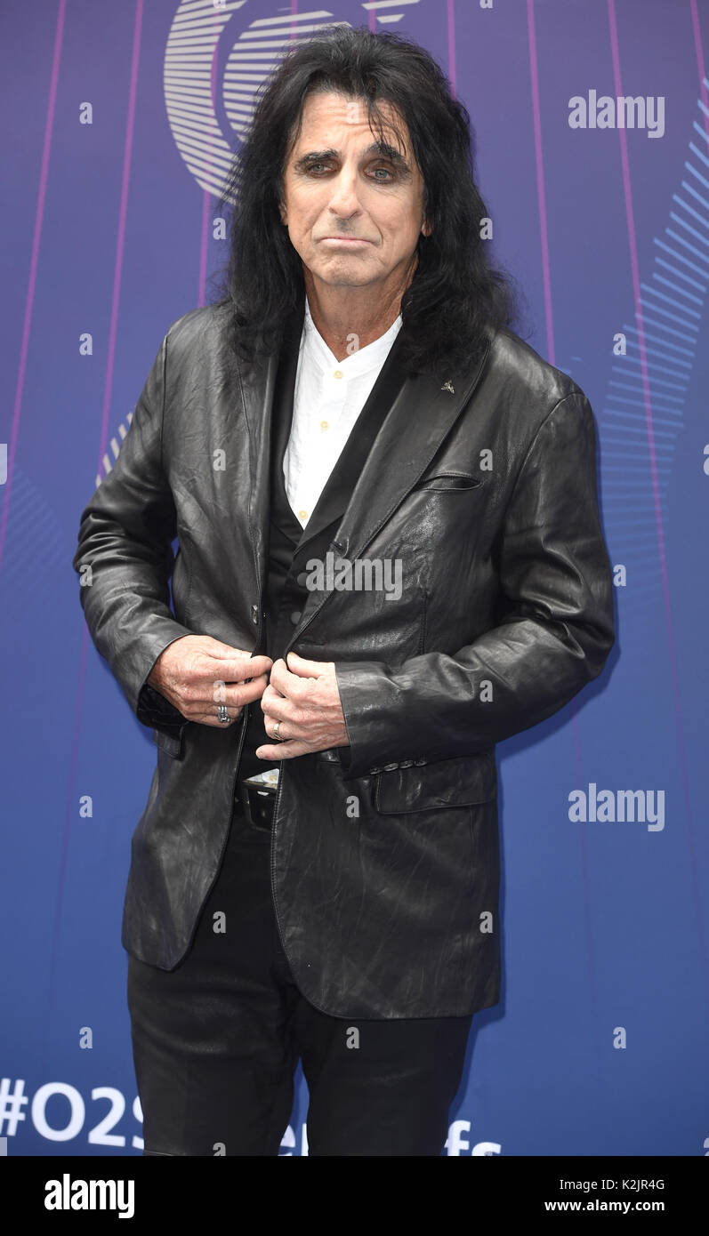 Alice cooper black and white hi-res stock photography and images - Alamy