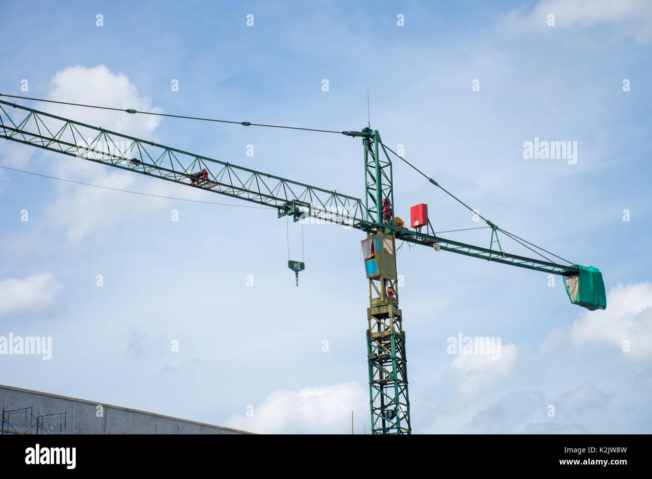Derrick structure hi-res stock photography and images - Alamy
