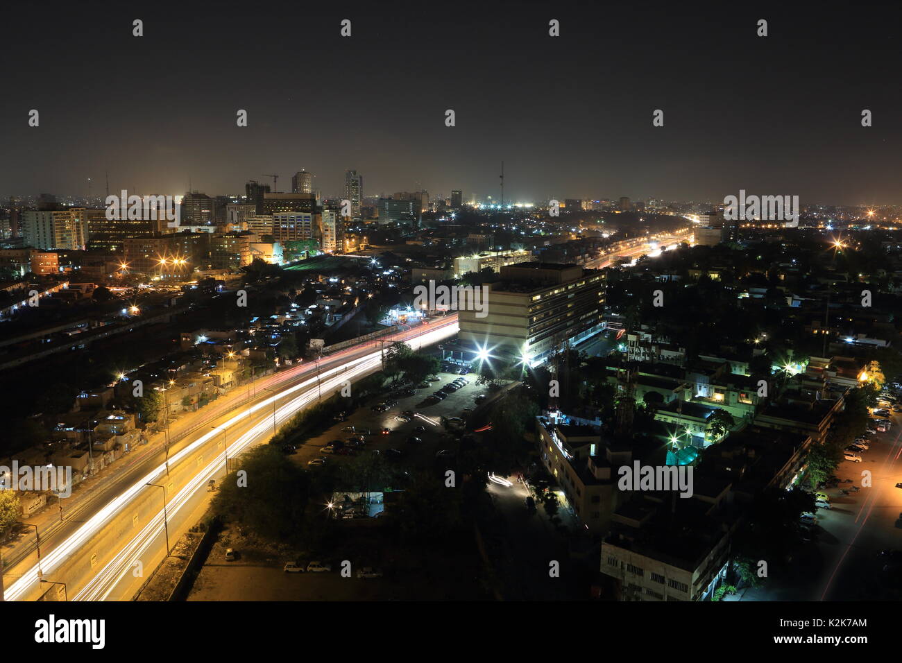 Karachi roads hi-res stock photography and images - Alamy