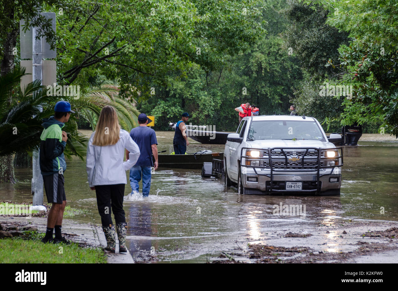 Houston, Texas. 30th Aug, 2017. Volunteers conducting rescue mission in ...